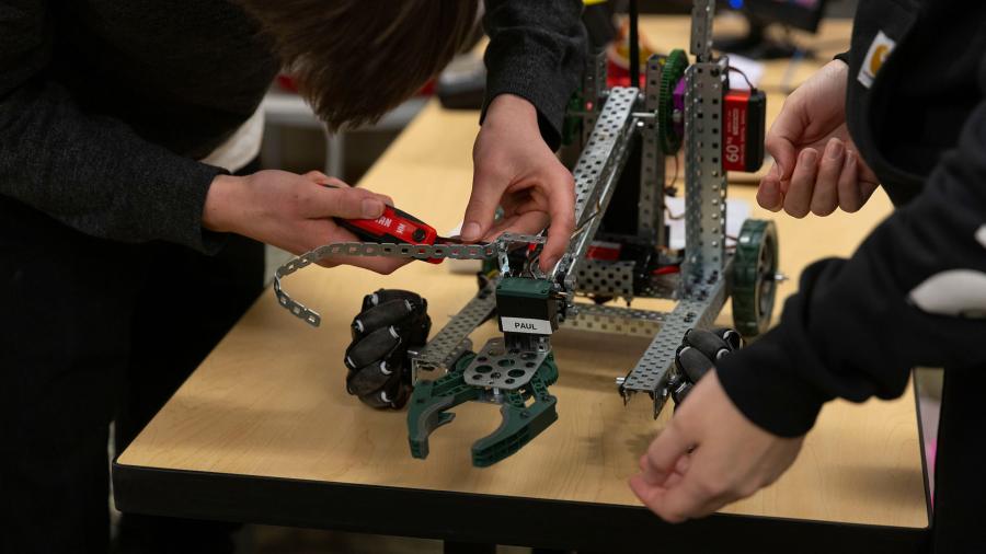 SkillsUSA brings more than 300 middle, high school students to UW-Stout for leadership ...